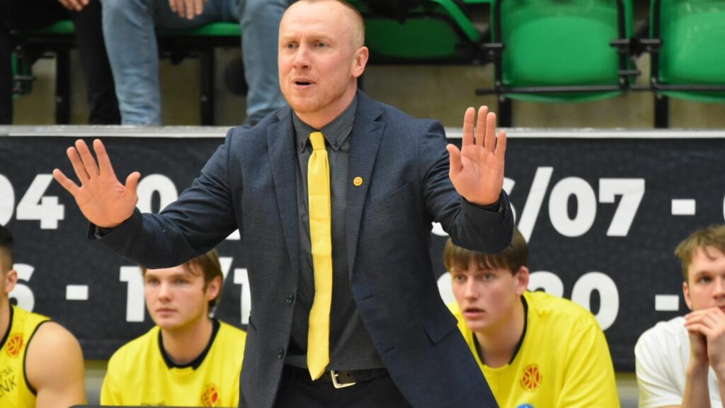 Lukas Varga har fundet nyt job - Fullcourt